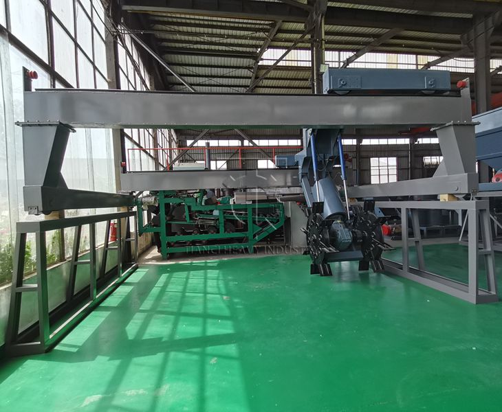 Wheel type compost turner - Zhengzhou Tianci Heavy Industry Machinery ...